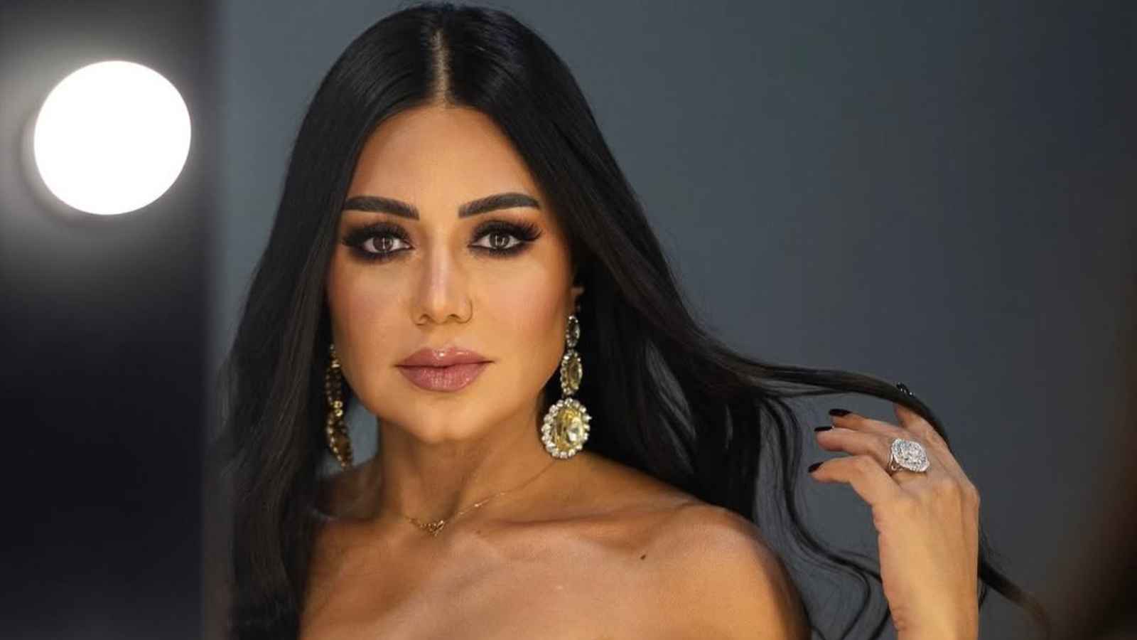 رانيا يوسف: سأرتدي ما يعجبني.. والزواج ليس مهماً | فوشيا